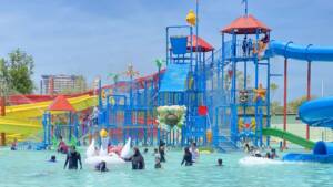 De Borneo Waterpark | LKH Natural Lingzhi